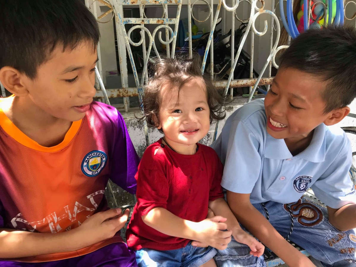 School Uniforms for the Sunflower Orphanage – Lovingkindness Vietnam