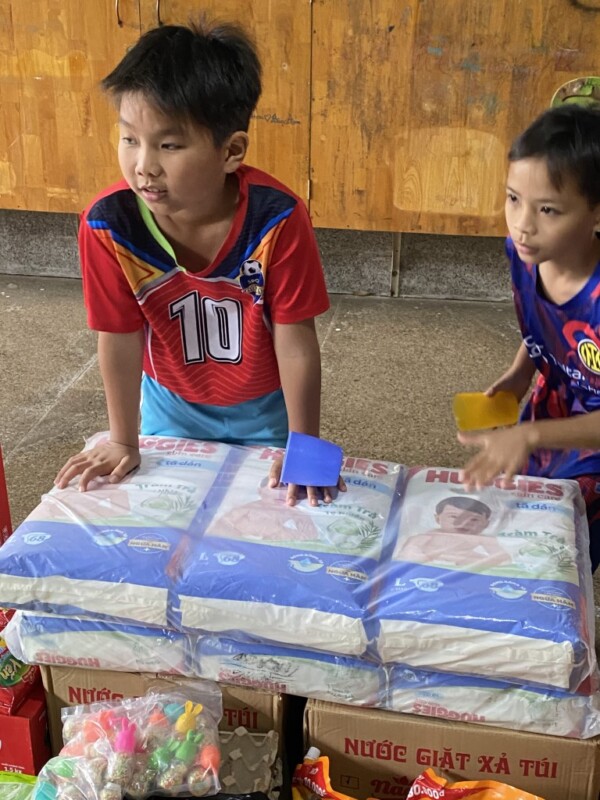 A Heartwarming Holiday Visit to Ngoc Van Orphanage – Lovingkindness Vietnam